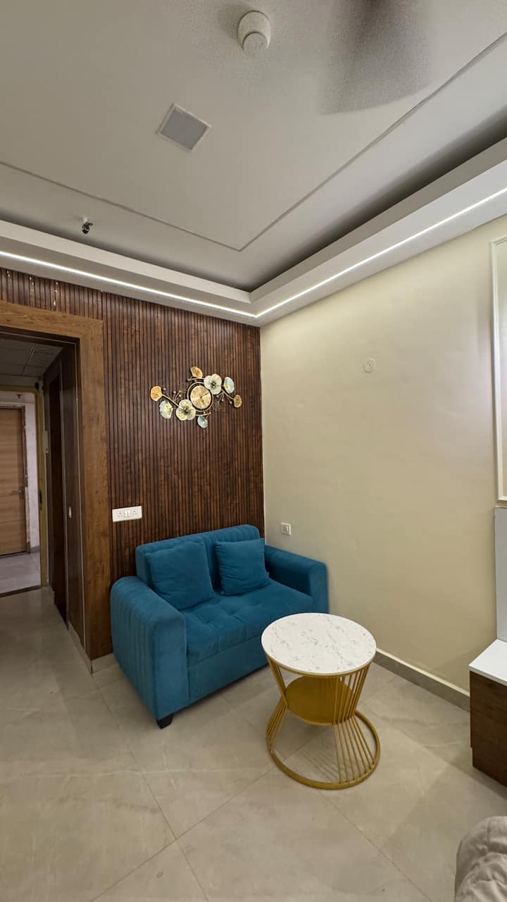 The Dwell Inn Offers You 10 Hours A Day Stay - Ghaziabad