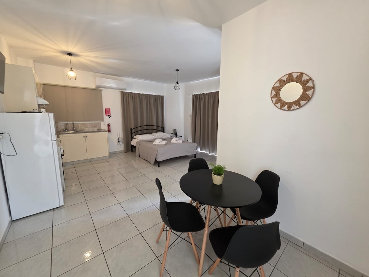 Studio 201 - at Central 10 - Apartments for Rent in Pafos, Pafos ...