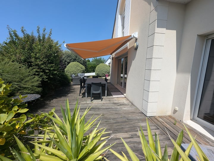 Maison Familiale Au Calme Avec Jardin. - Guérande