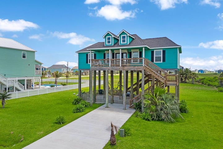 Short Walk To Beach, Pet Friendly, Water Views! - Jamaica Beach, TX