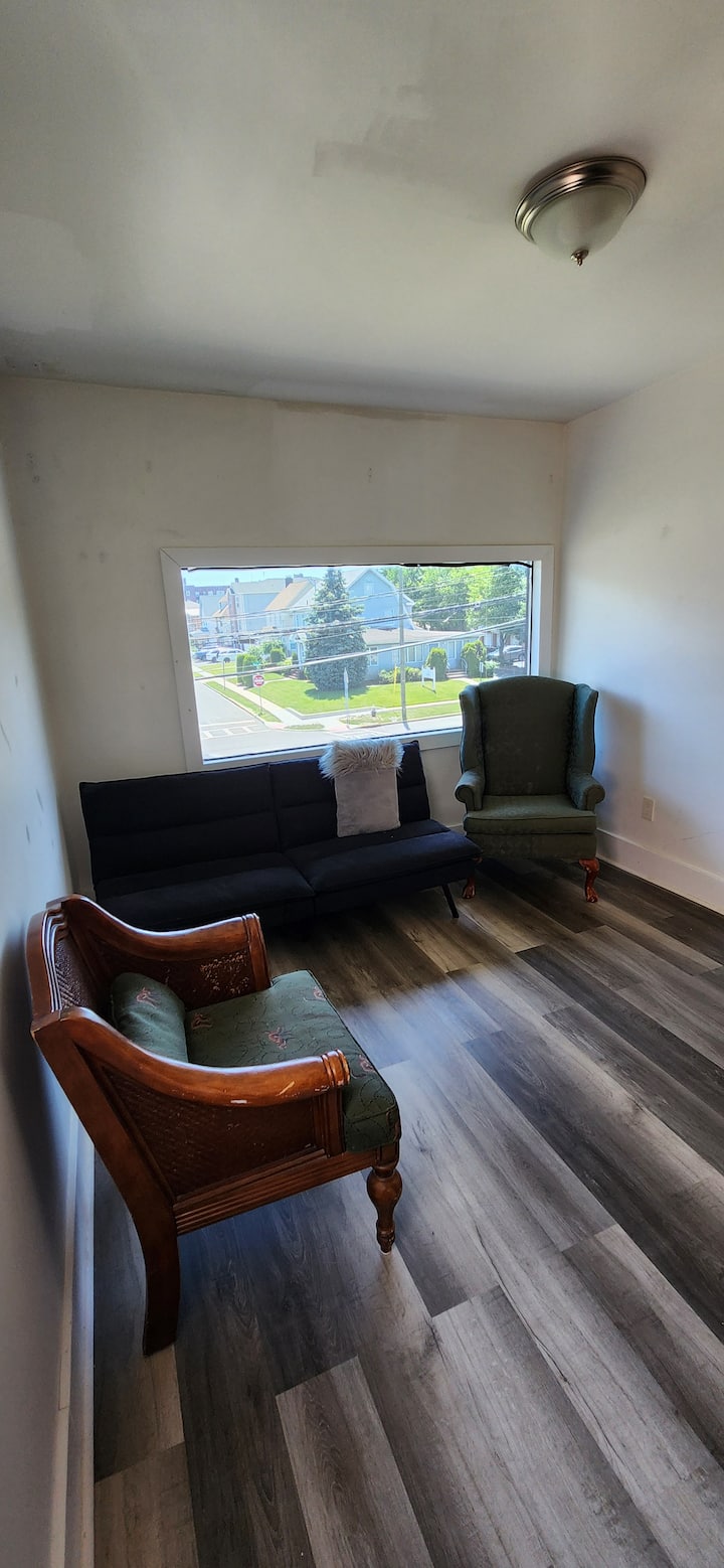 2br, Sleeps 8 Freeparking
Near Ewr, Nyc, Metlife - Elizabeth, NJ