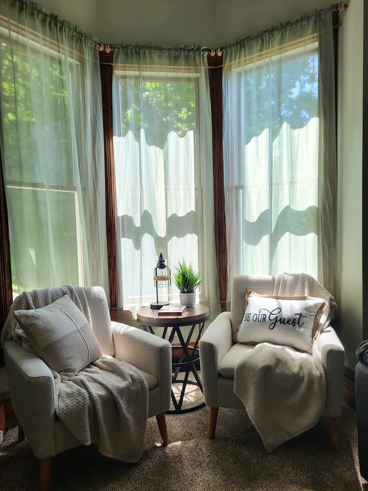 Paradise Hill Retreat - Ashland, OH