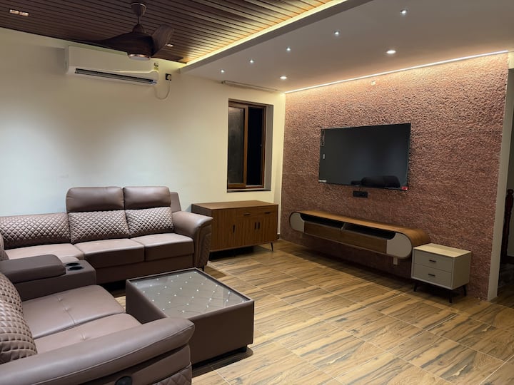 Samudhra Beach Villa - Mahabalipuram
