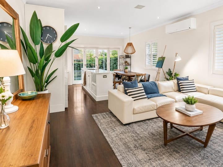 Cremorne Retreat | Peaceful Home With Garden - North Sydney
