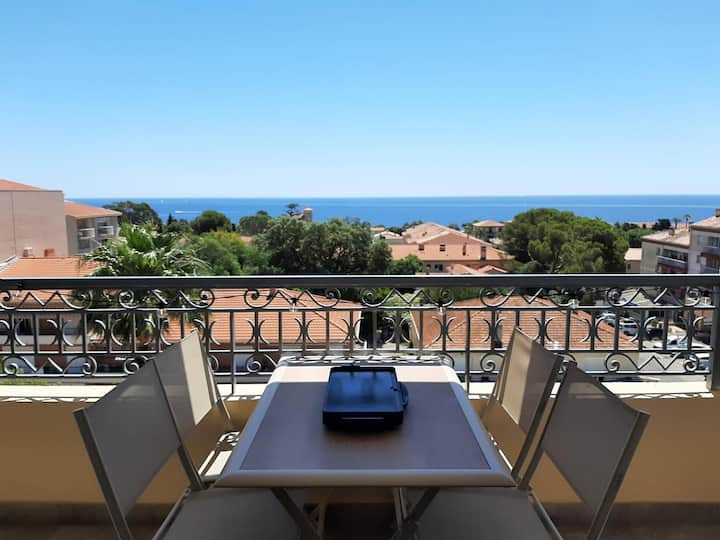 Appartement Vue Mer à 5 Minutes à Pied Des Plages - Fréjus