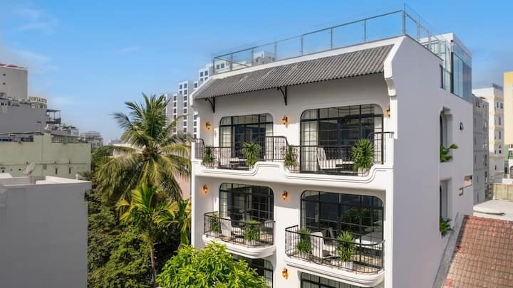 Spacious Indochine 1br Apt|steps From My Khe Beach - Da Nang
