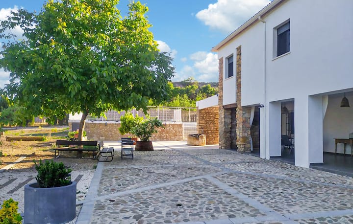 Beautiful Home In Alcala La Real - Alcalá la Real