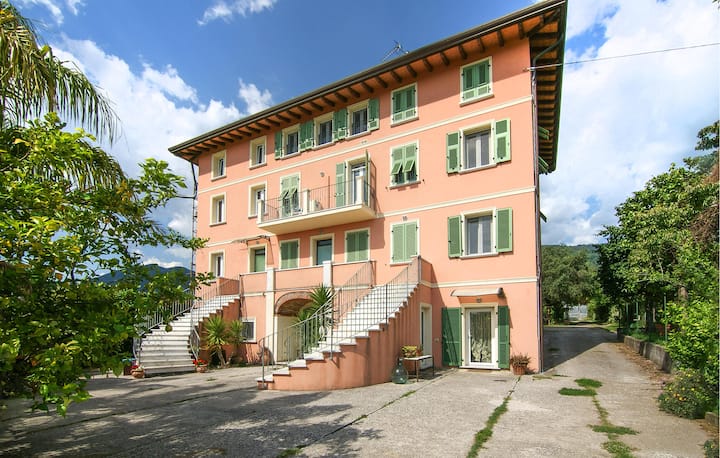 Lovely Apartment In Massa With Wifi - Carrara