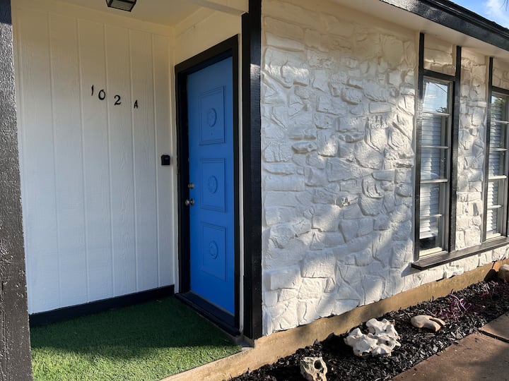 Comfortable And Clean 2 Bedroom In Cedar Park - Cedar Park, TX