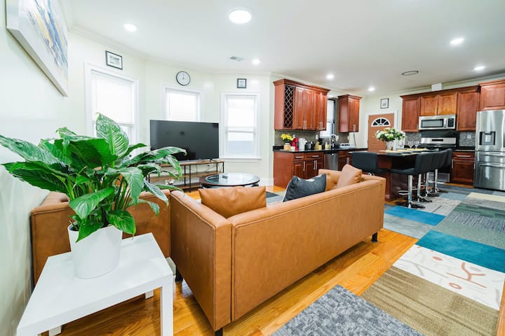 Newly Renovated 4br Boston Apt W/ Kid Friendly 902 - Boston, MA