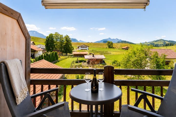 Wiesennest Mit Balkon I Bergblick I Blockhütte - 菲森