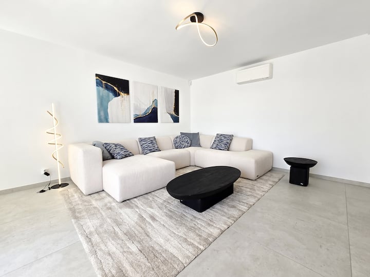 Villa Saphir - Vue Mer, Piscine Privée, 3 Suites - Le Lavandou