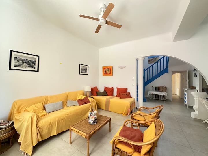 Villa Rosine • Centre-ville • Jardin & Pkg Privé - Sanary-sur-Mer