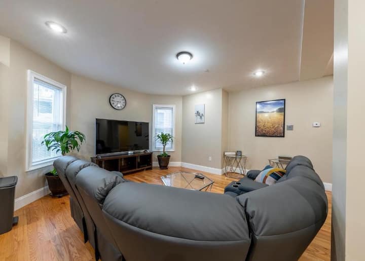 Near Red Line - Modern 4br Boston W/parking 2331 - Boston, MA