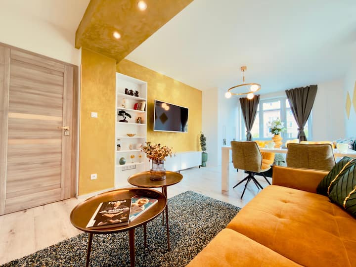 Stylish Oasis ŽIžkov Near Prague Center - Prague