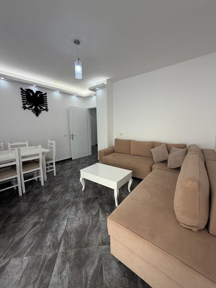 Apartment With Balcony And See View Near The Beach - Shëngjin