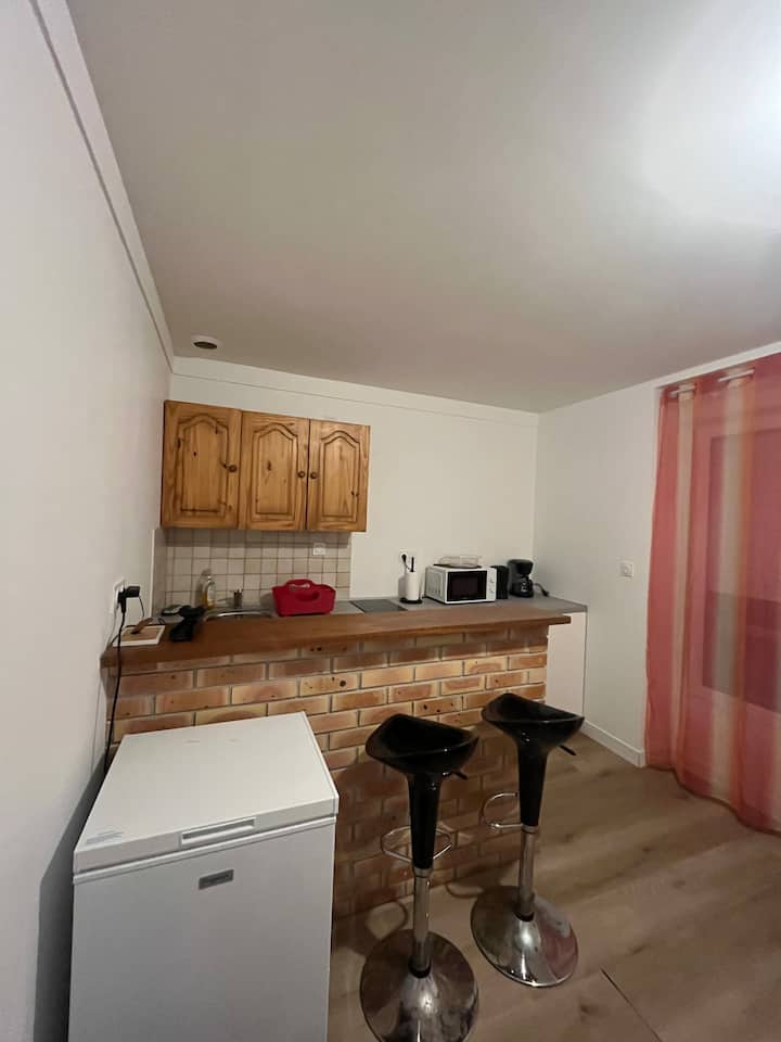 Appartement Détudiant, Bâtiment Calme Et Paisible - Brest