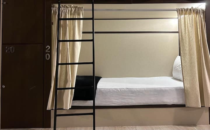 The Bernabéu At Your Feet In This Hostel - Madrid