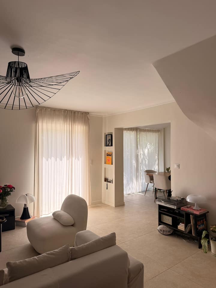Maison Climatisée Au Coeur De Village Puyricard - Aix-en-Provence