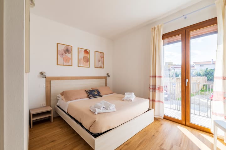 Stentadi': Camera Con Balcone - Tortolì