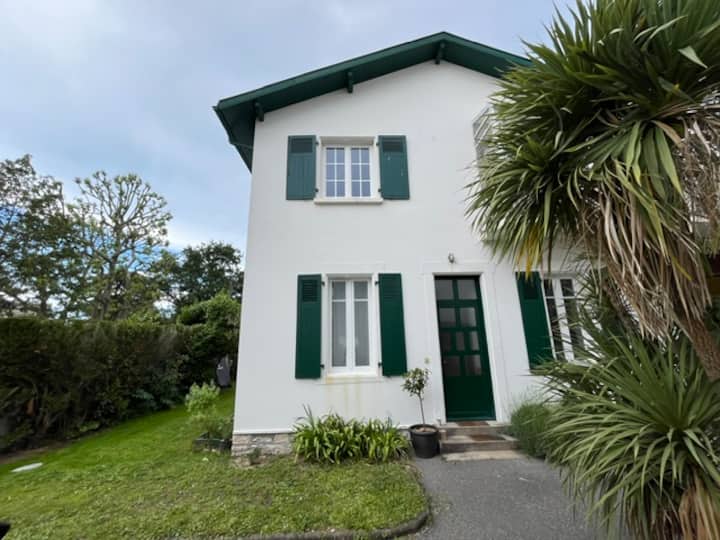 Maison Maritxu
T4 Proche Océan Et Golf - Saint-Jean-de-Luz