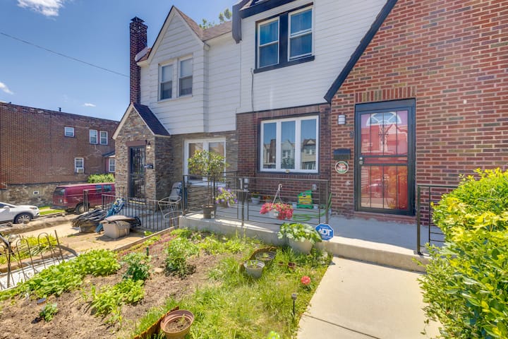 Walk To Shops + Dining: Philly Apartment - Bucks County, PA