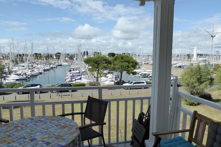 Appartement Pour 4 Avec Vue Port Et Piscine - Port Navalo