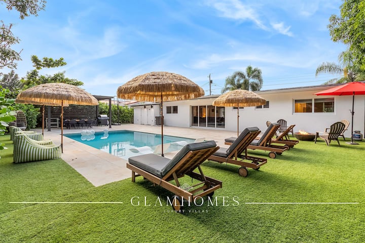 Villa Solstice | Heated Pool Covered Terrace - North Miami, FL