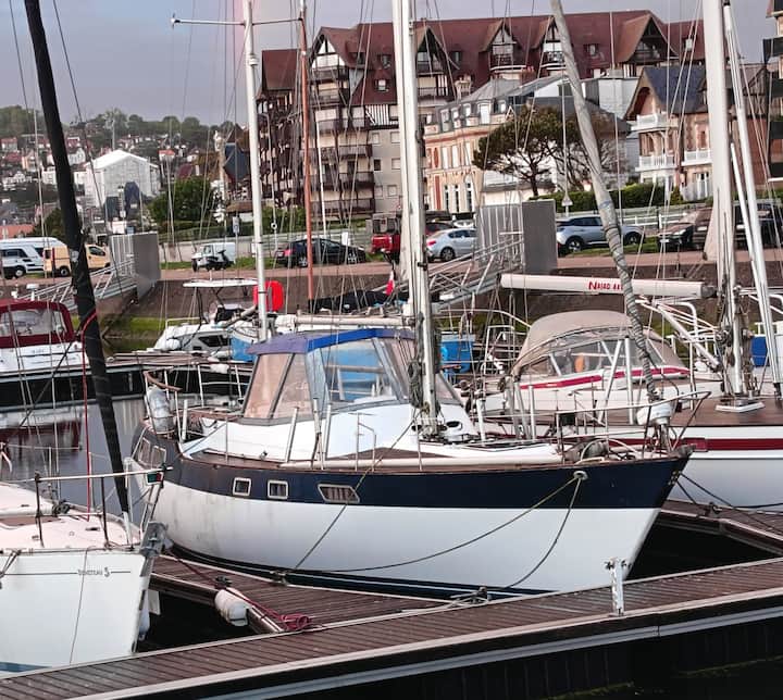 Grand Voilier Confortable à Deauville - Deauville