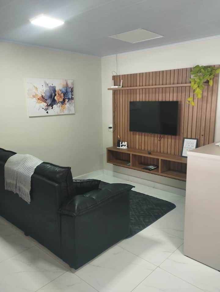 Casa Aconchegante Em Bairro Tranquilo. - Toledo