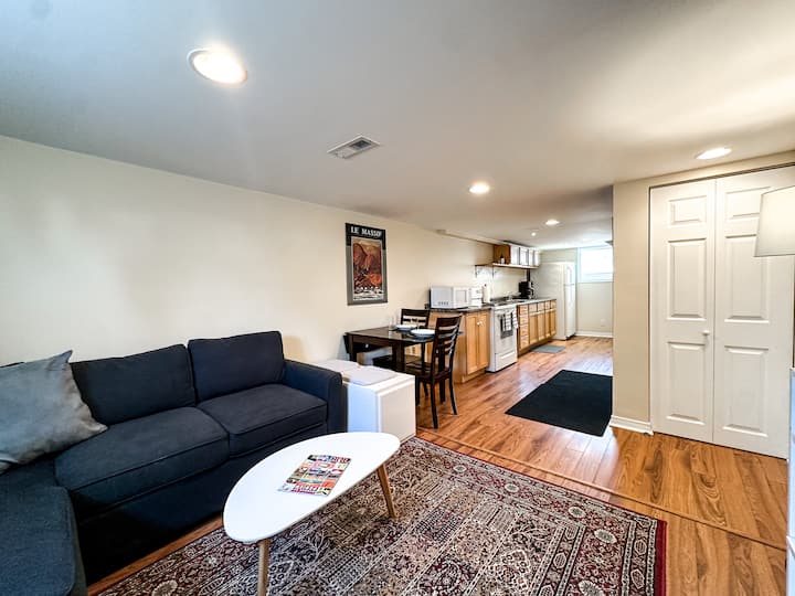 Cozy 1 Bedroom Mariday Apartment - Thunder Bay