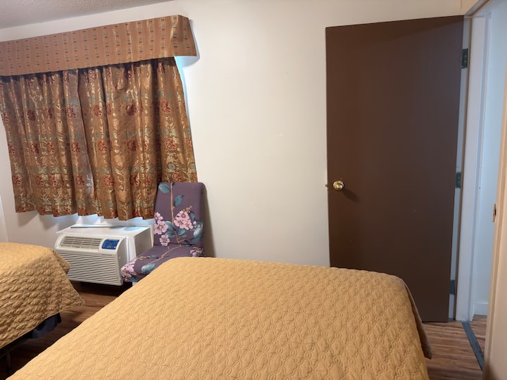 Sunset Family Inn - Niagara Falls