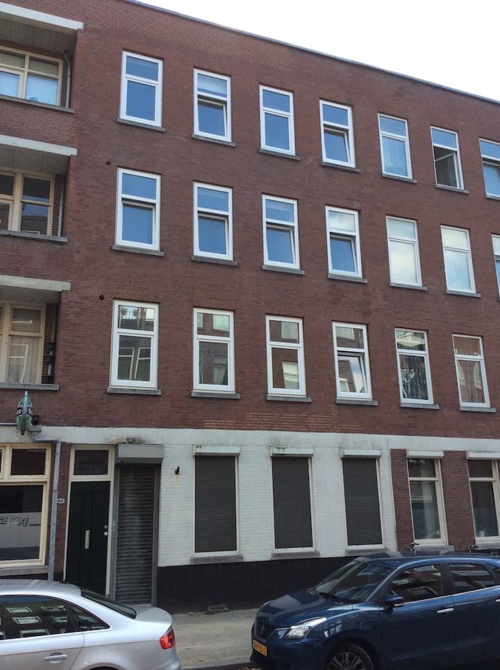 Light And Simple Studio For A Convenient Stay - Vlaardingen