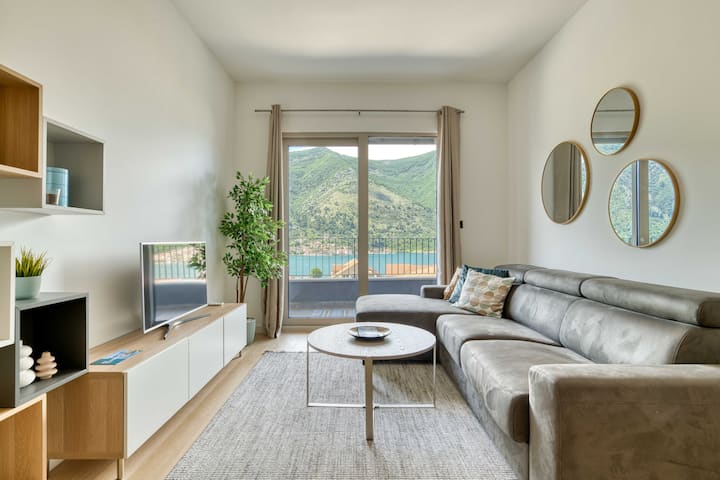 Serene Seaview Oasis At Boka Garden By Mn Property - Kotor