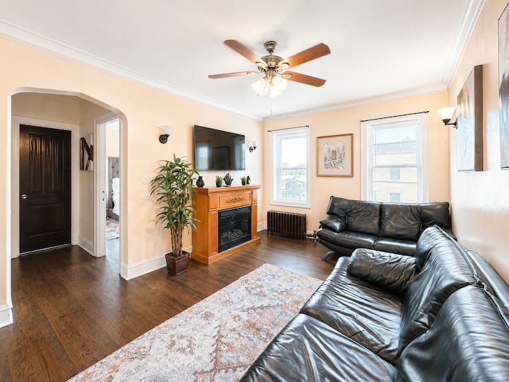 Cozy North Side 1br | Walk To Dining & Transit - Evanston, IL