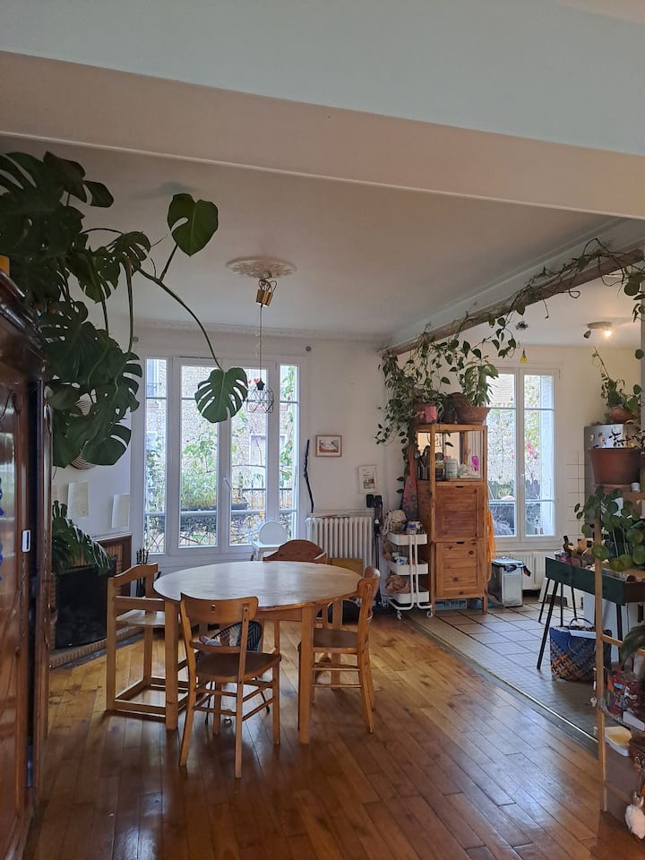 Maison De Charme Avec Petit Jardin, 3 Chambres - Clamart