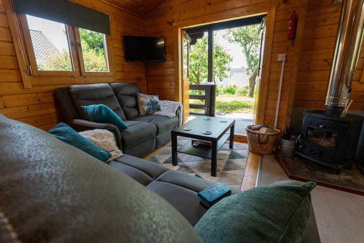 Peaceful Orchard Cabin By The Sea - Tramore