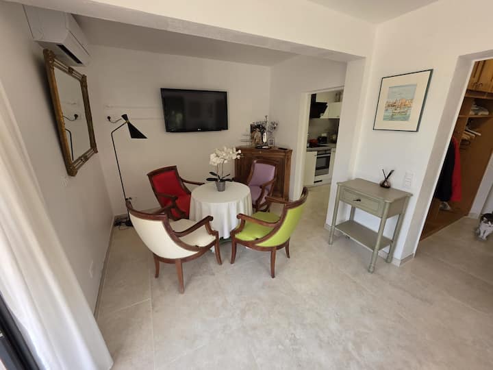 Loue Appartement Neuf En Rez De Villa - Rayol-Canadel-sur-Mer