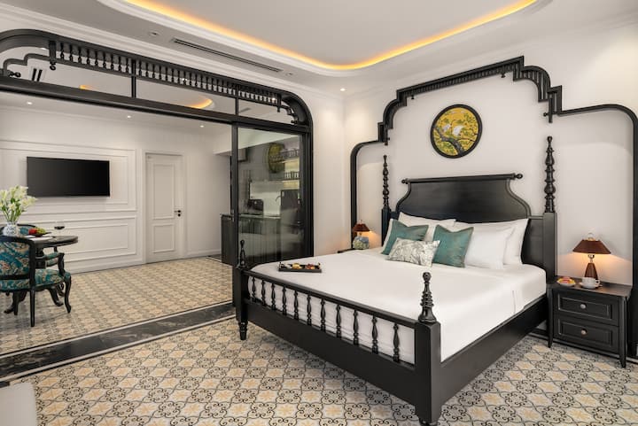 Boutique Apt, Walk To My Khe Beach, Rooftop Pool - Da Nang