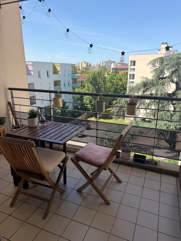 Bel Appartement / Balcon, Climatisation Et Garage - Lyon