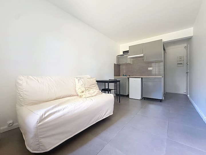 Charmant Studio Dans Un Parc Privé - Maisons-Laffitte