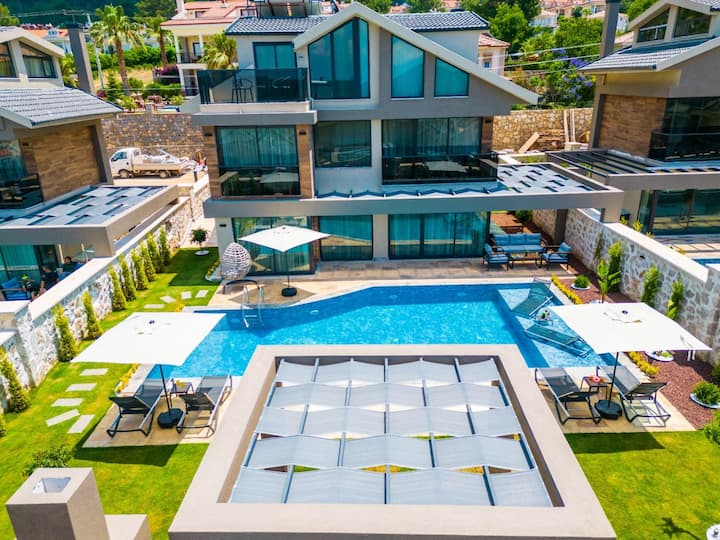 ÖLüdeniz'de Kapalı Havuzlu 2 Jakuzili Villa(lkya) - Ölüdeniz