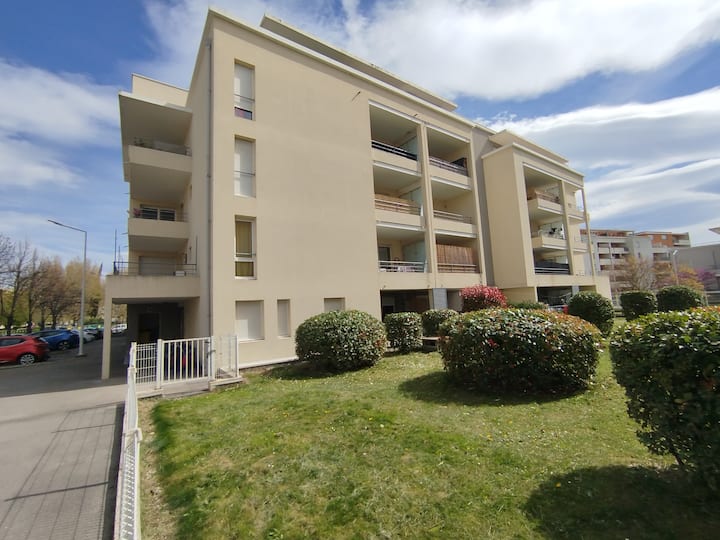 Appartement Proche Des Remparts+ Place De Parking - Villeneuve-lès-Avignon