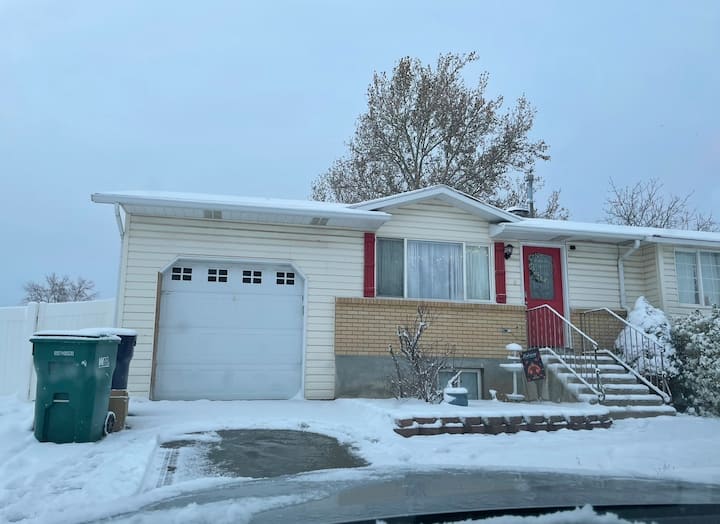 Entire Private Basement Suite – Not Just A Room - Layton, UT