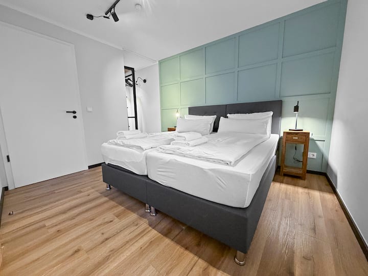 Flatista Homes - Johann 3br - Munich