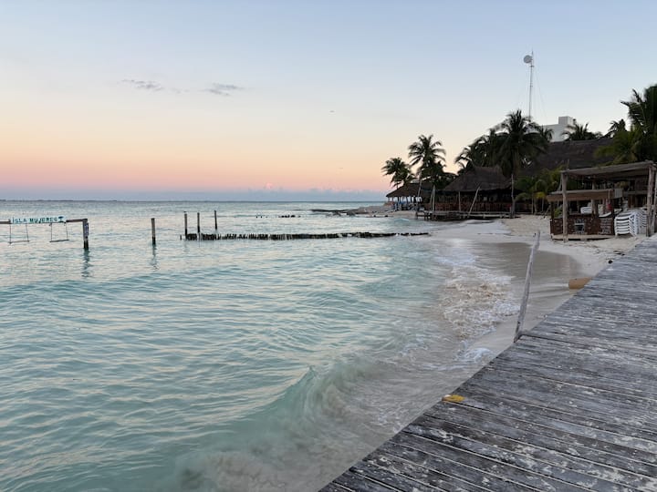 Studio Arturo Loman Apartment #4 Downtown - Isla Mujeres