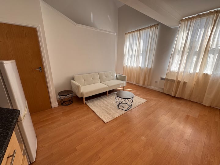 Premium Town House | Entire Home - Leicester