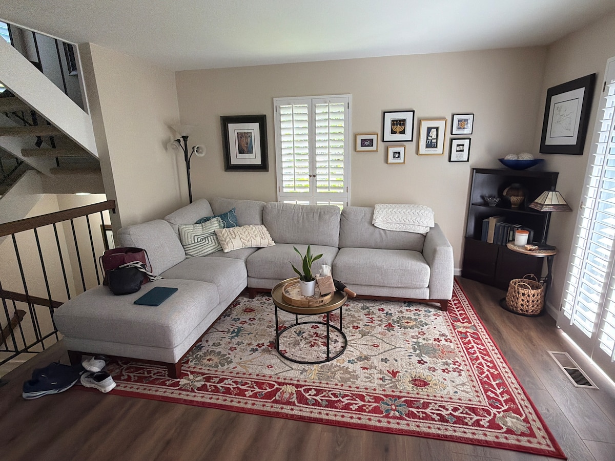Town house in San Mateo hills. - Houses for Rent in San Mateo ...