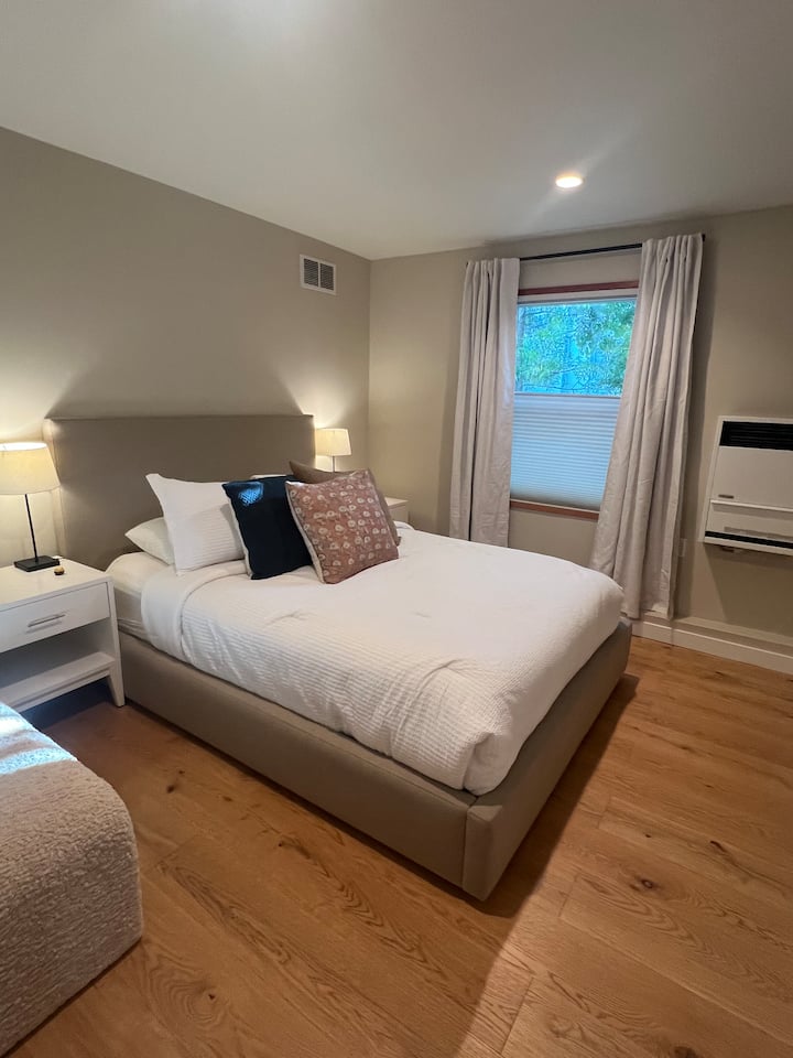*New Retreat, Steps From Town - Sausalito, CA