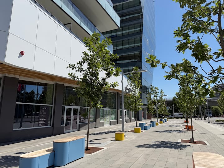 Lansdowne 2b2b Richmond Steps To Skytrain - Canada